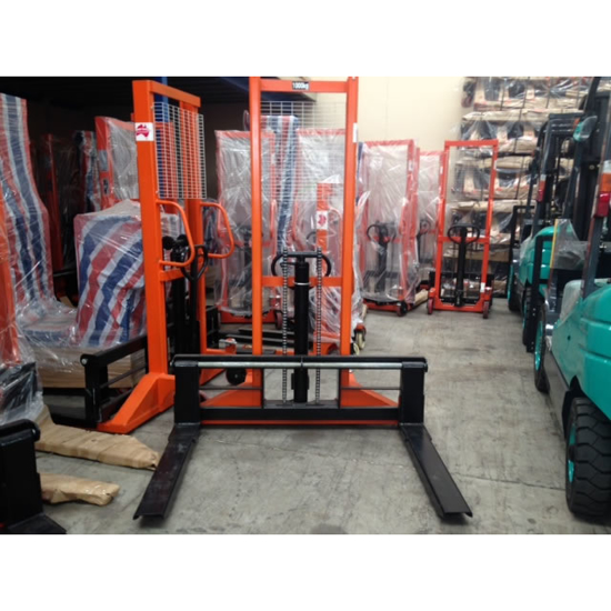 Hand Straddle Pallet Stacker | 1000Kg Straddle Stacker | Material ...